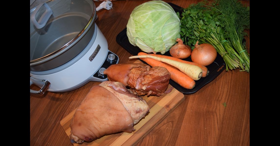 Reteta Ciorbă ardelenească de varză cu ciolan afumat la Slow Cooker ...