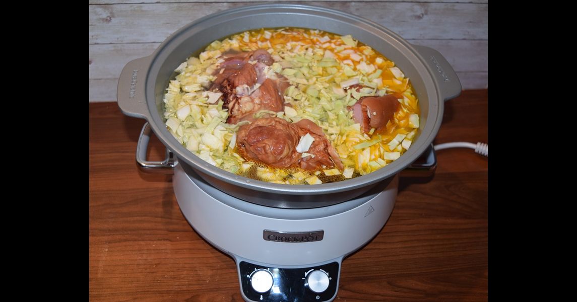Reteta Ciorbă ardelenească de varză cu ciolan afumat la Slow Cooker ...