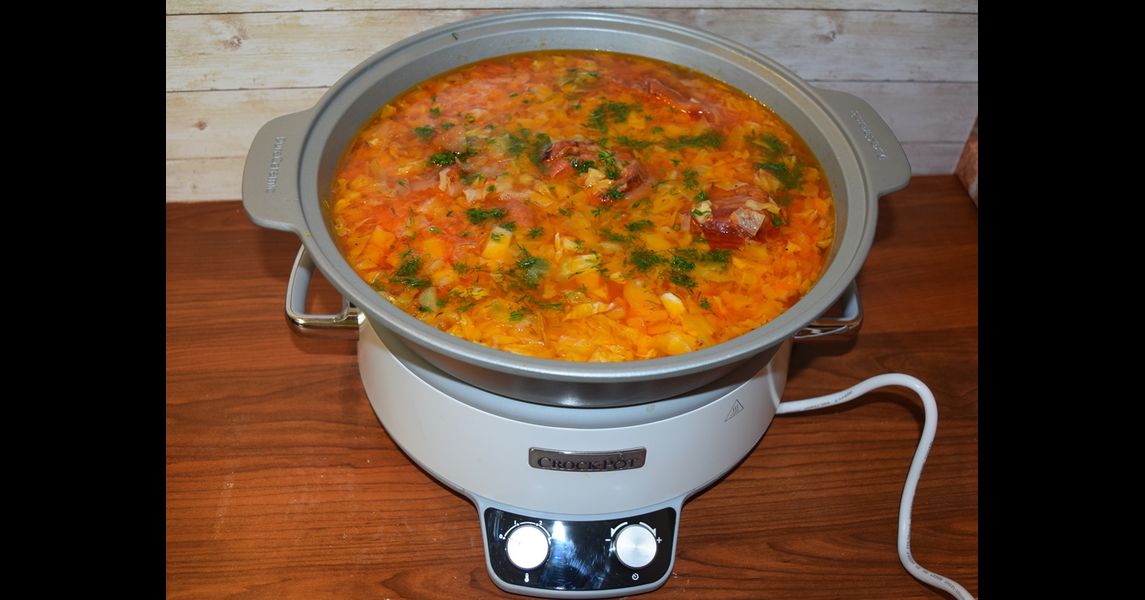 Reteta Ciorbă ardelenească de varză cu ciolan afumat la Slow Cooker ...